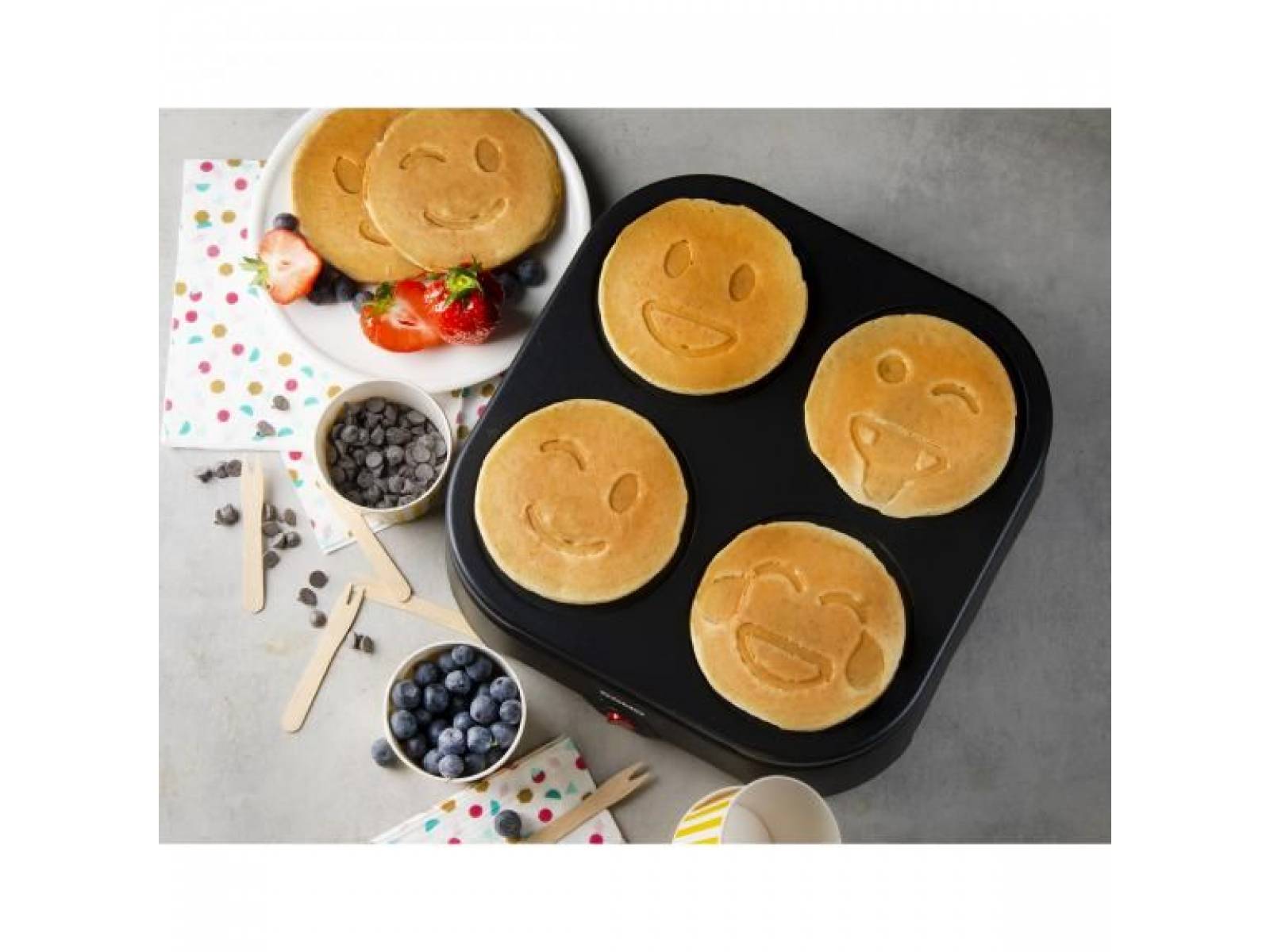 Barco Centrum bvba, Tremelo: Domo Emoji Pancake Maker, Pannenkoekenmaker